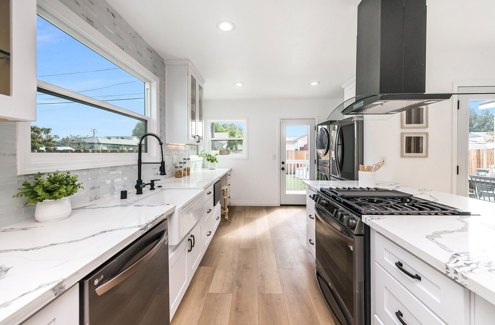 Stunning Kitchens in Just 7 Days - Remodel My Kitchen or Bath